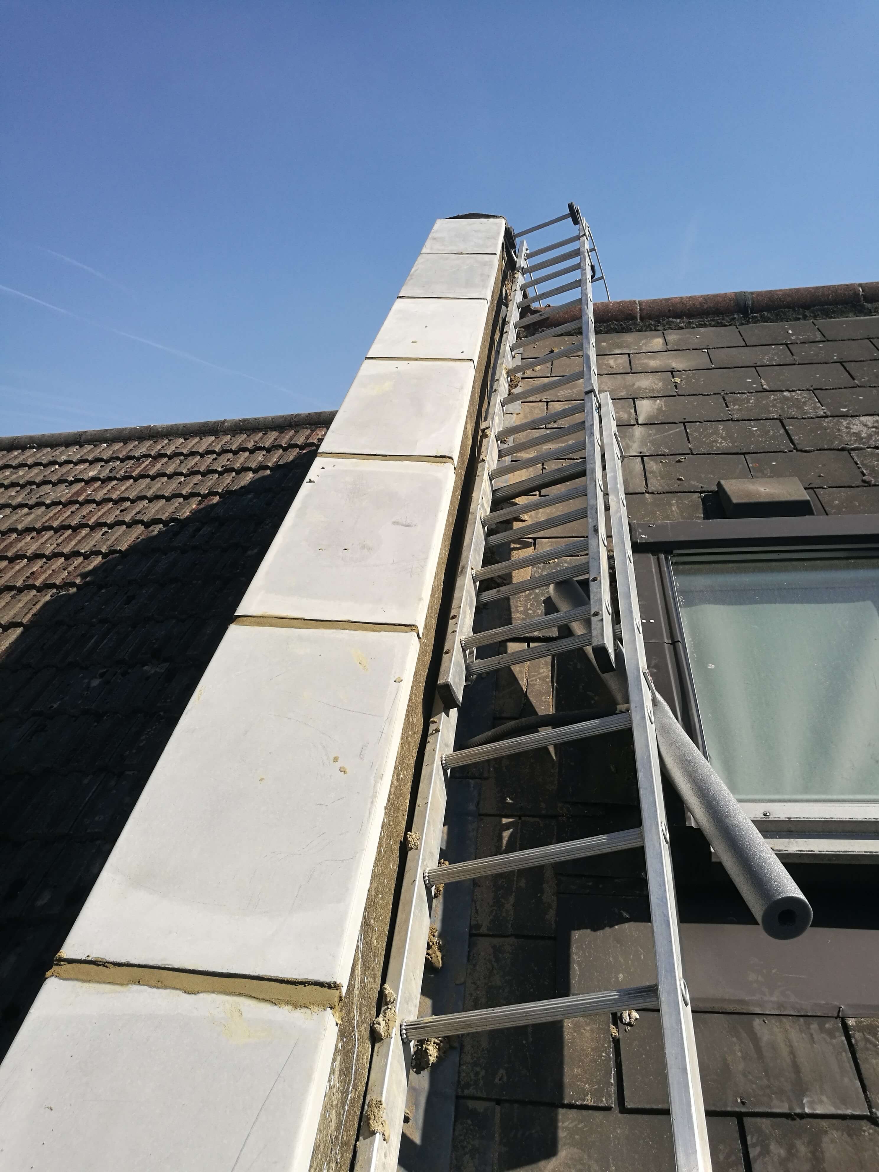 ScuttsRoofing